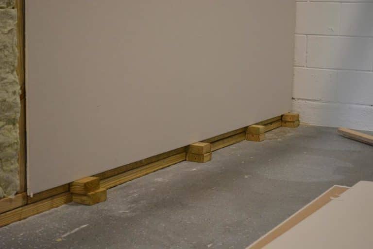 How To Drywall A Garage (DIY How-To Guide With Photos)