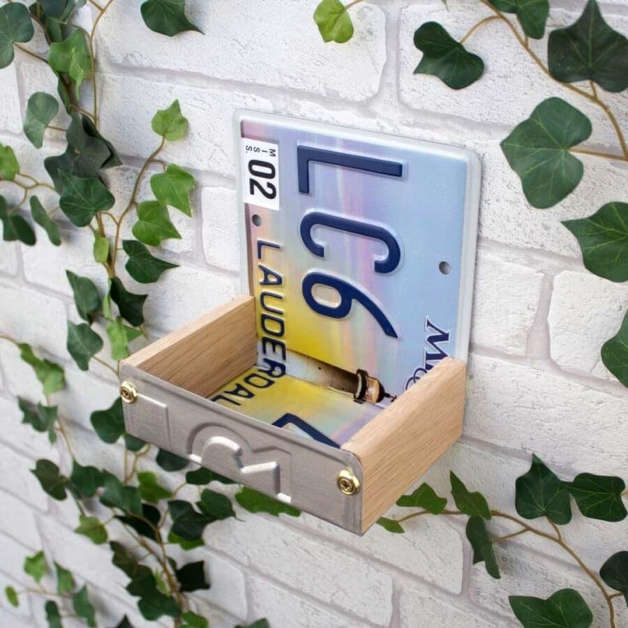 30 Ideas For License Plate DIY Crafts